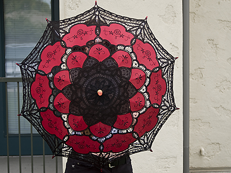 Adventures in dyeing a lace parasol, Part 3 – Faire Treasures